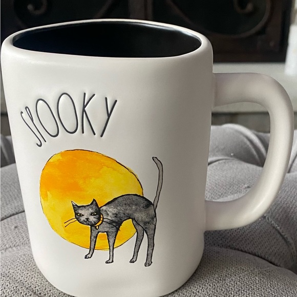 Rae Dunn | Dining | Rae Dunn Halloween Spooky Black Cat Moon Mug | Poshmark